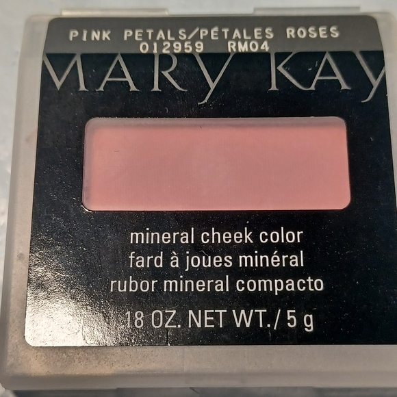 Mary Kay | Makeup | Mary Kay Mineral Cheek Color Pink Petals New | Poshmark
